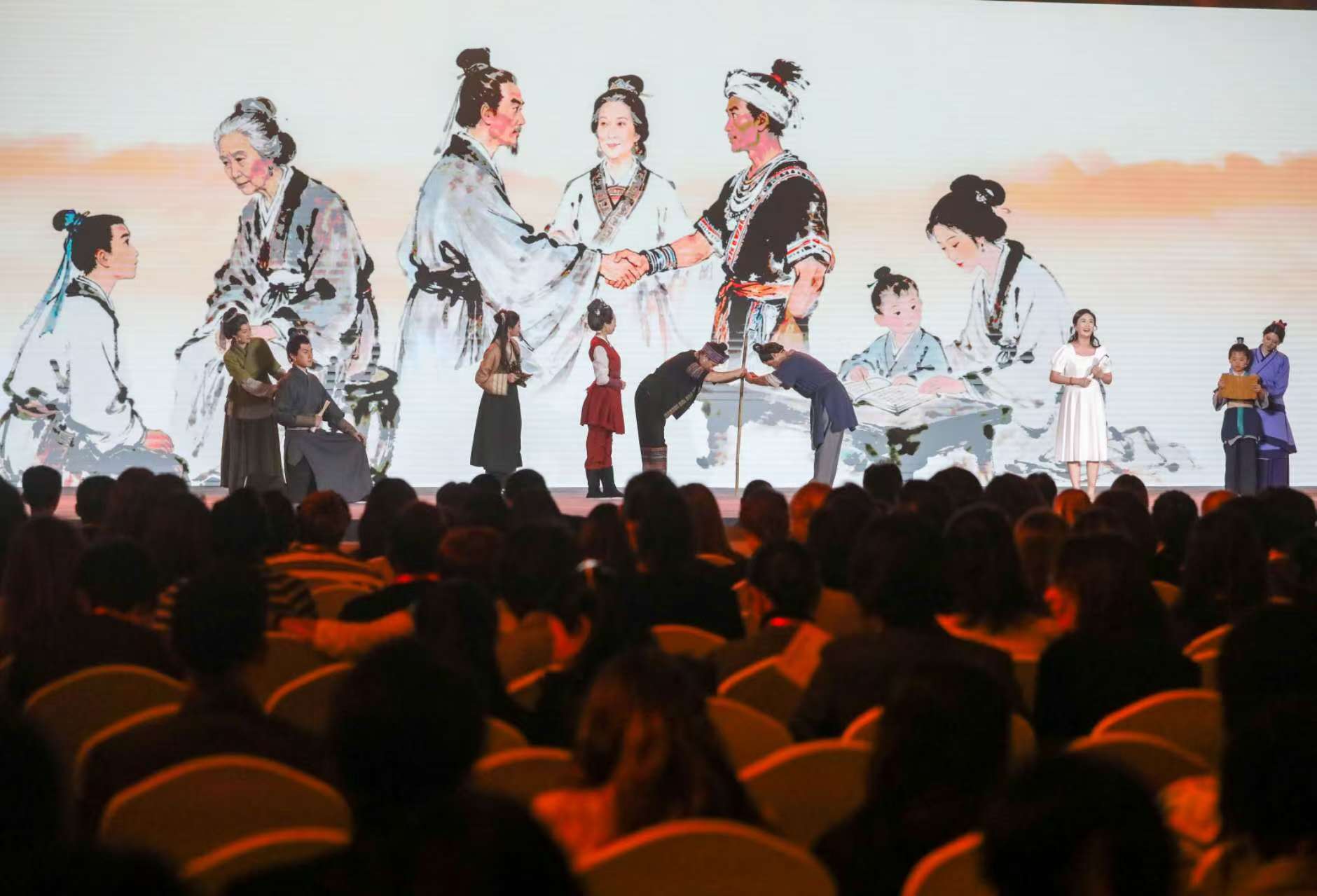 Women from around world experience Chinese family values and discuss ...