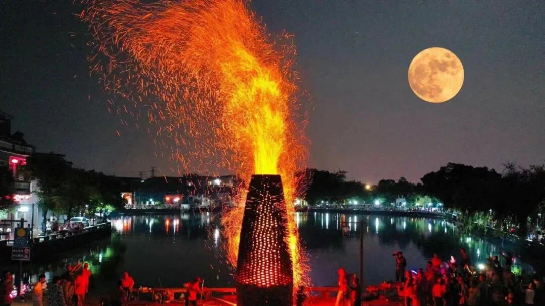 Foshan's Mid-Autumn Festival guide: Lantern shows, dragon dances, and ...