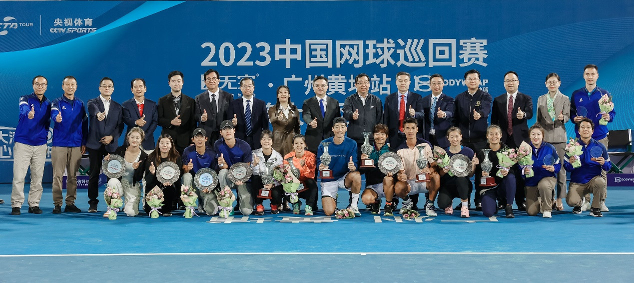 2023中巡赛CTA1000黄埔站落幕 李喆、王美玲分获男女单打冠军_南方网