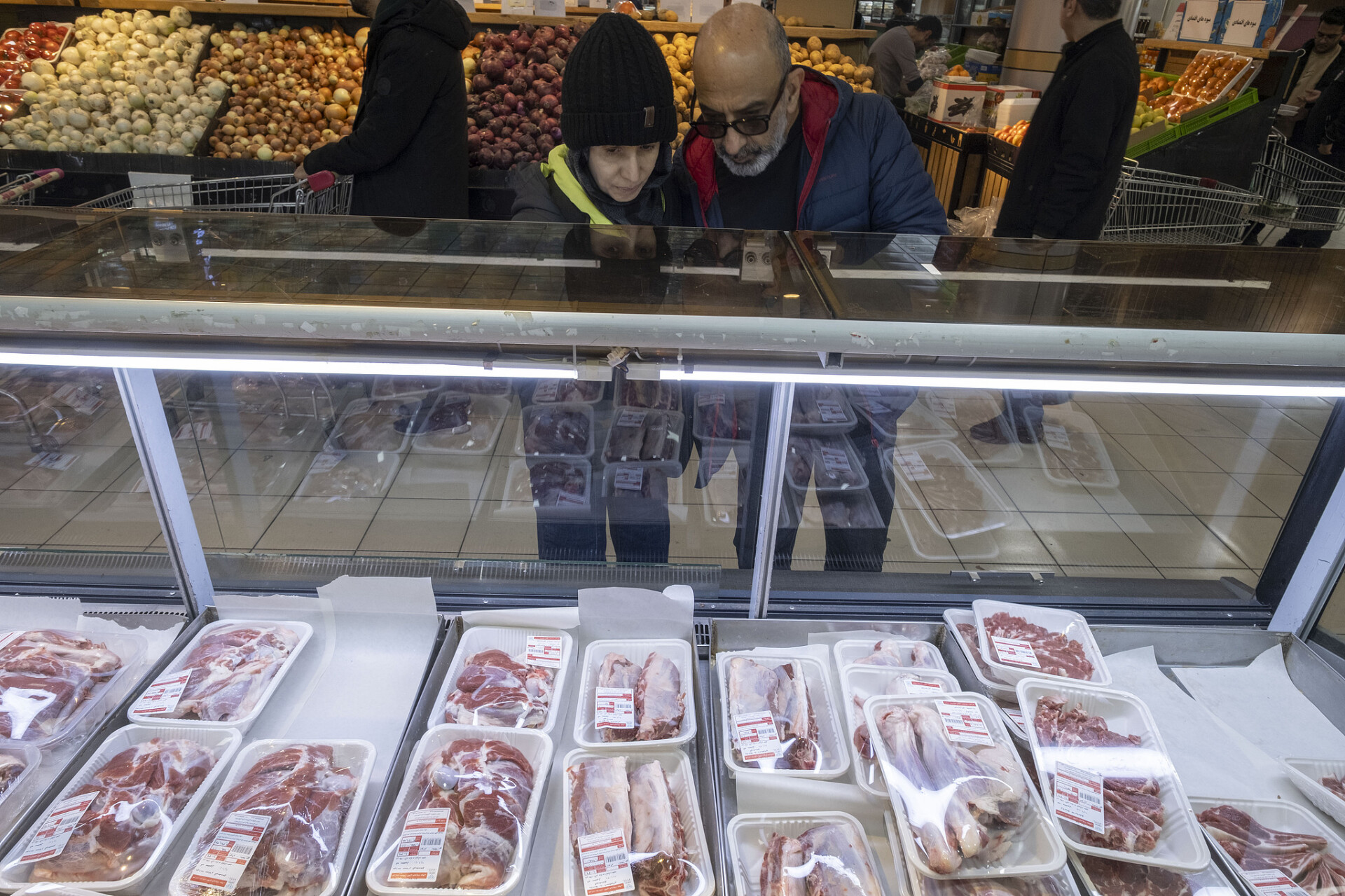 U.S. holds fire as Iran's complex crisis defies simple narratives | South