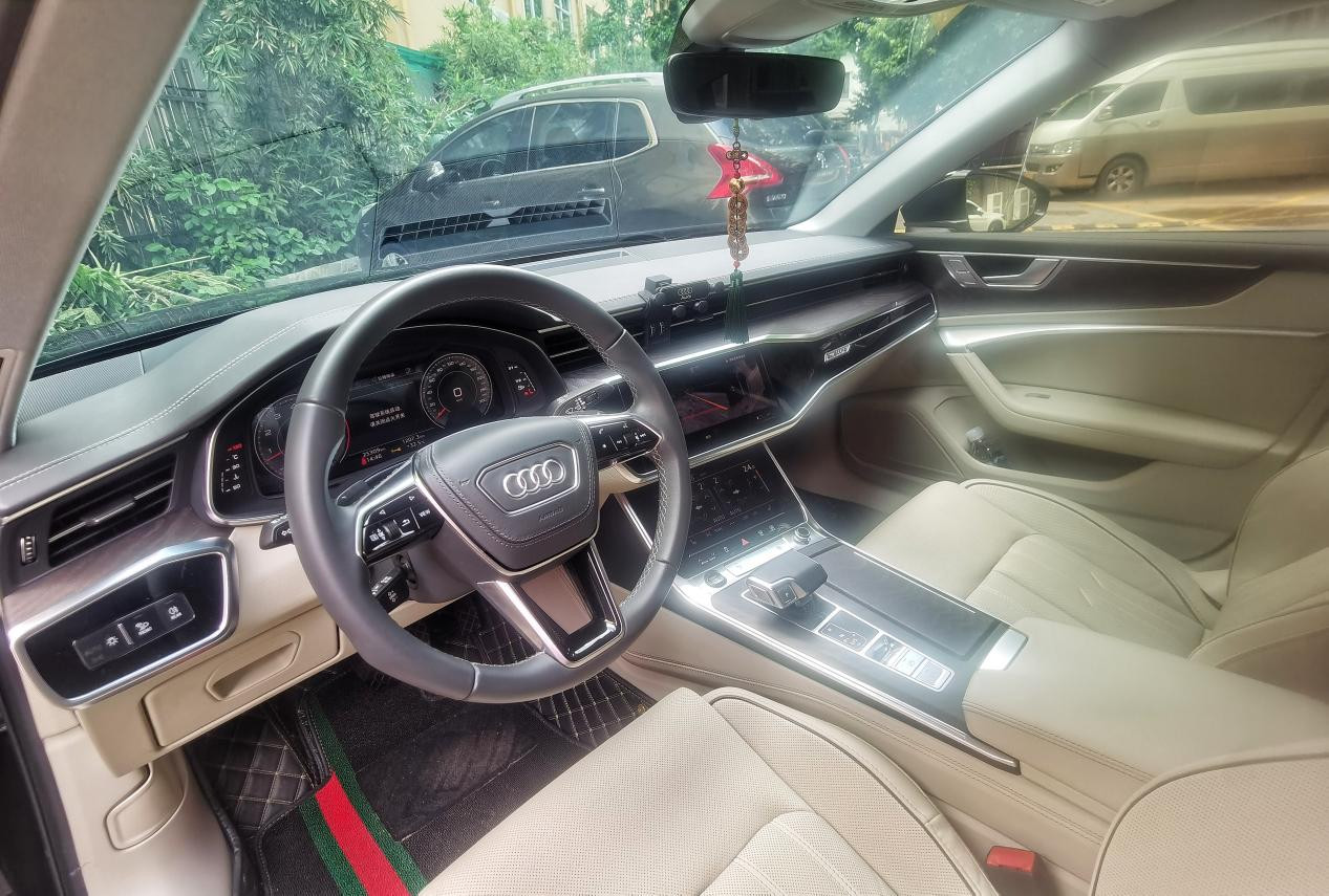 全新奥迪A6L问题不断，4S店：无法解决，可以当二手车卖了换车_南方网