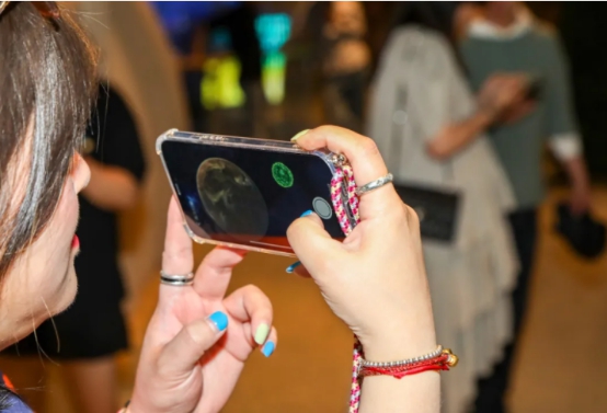 当创意艺术遇上AR技术 UtopaXR创新打造“奇幻之旅”_南方网