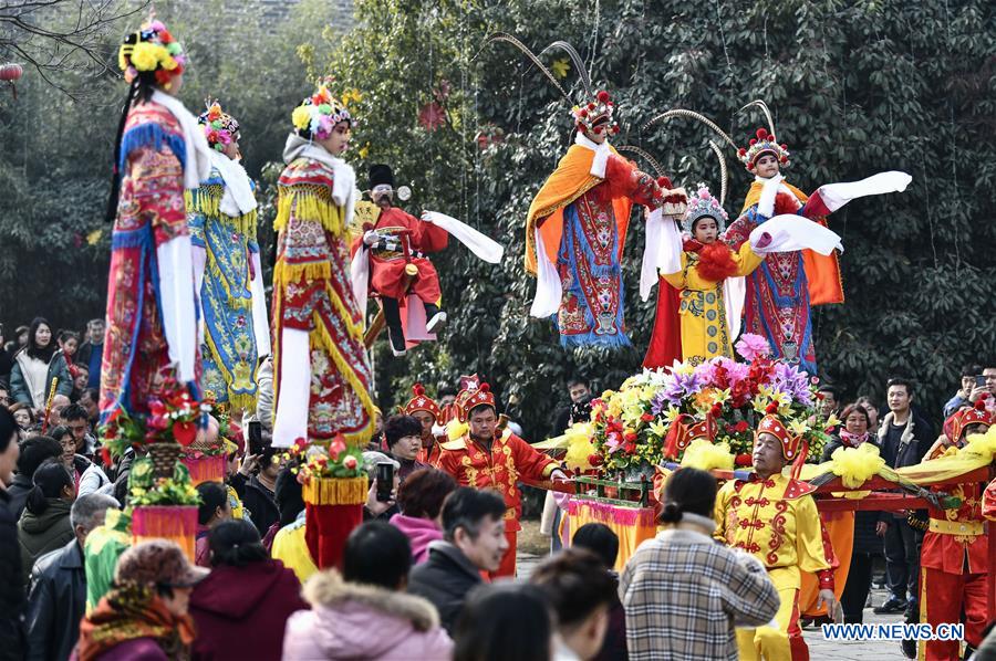 Temple fairs held across China during Spring Festival holiday_www ...
