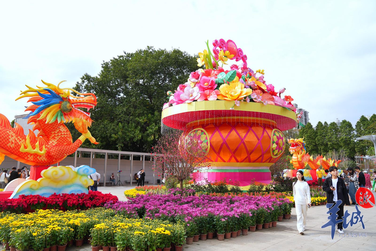 2024 Spring Festival Flower Market in Guangzhou: largest peach tree and ...