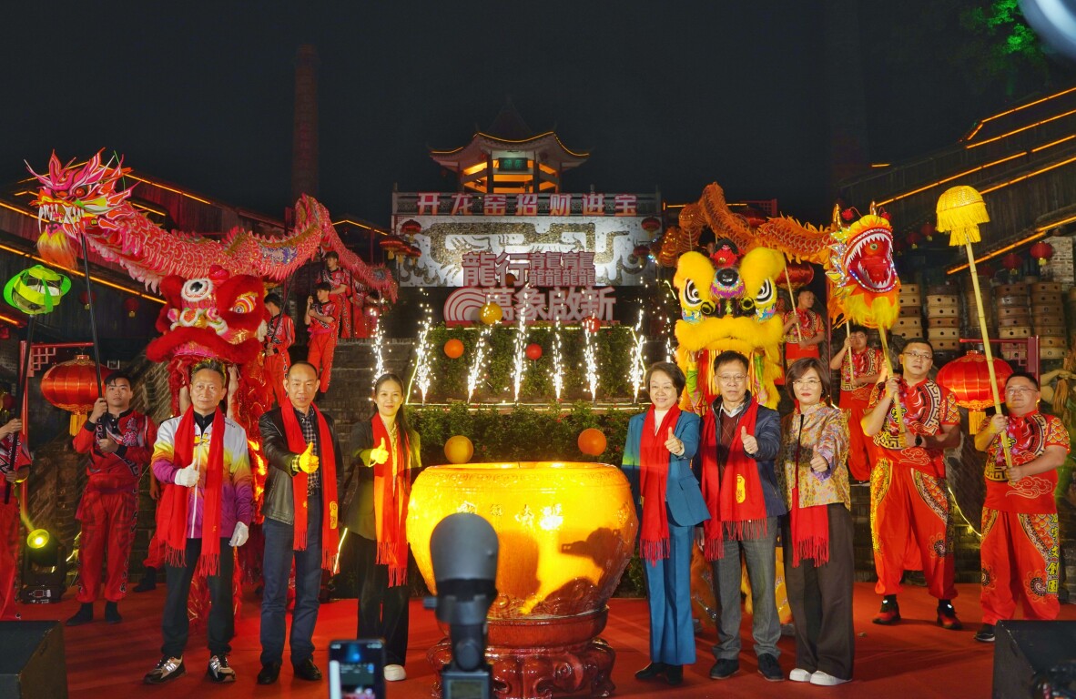 Foshan holds touring performances to pray for spring blessings | GDToday