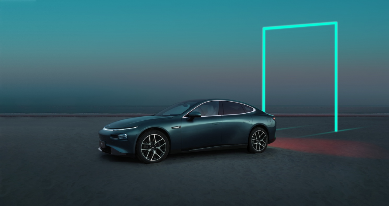 硬刚Model3，小鹏P7i让人“i”的点到底有多少？_南方网